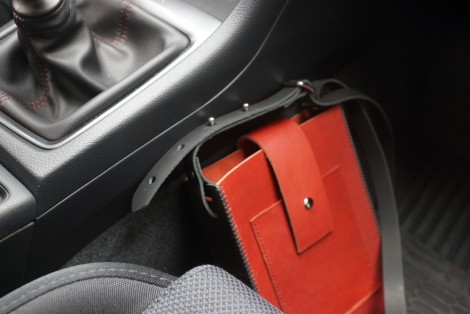 First Women's Line of Carbon Fiber Purses | Newswire