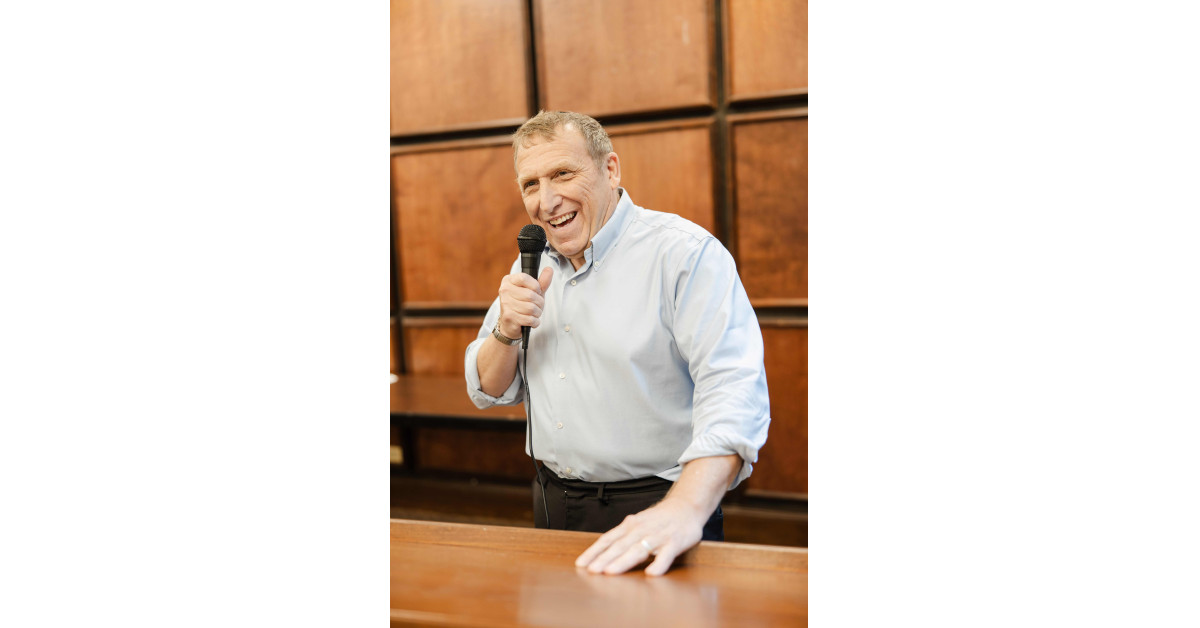 Bruce Leon Announces Candidacy for Illinois' 9th Congressional District ...