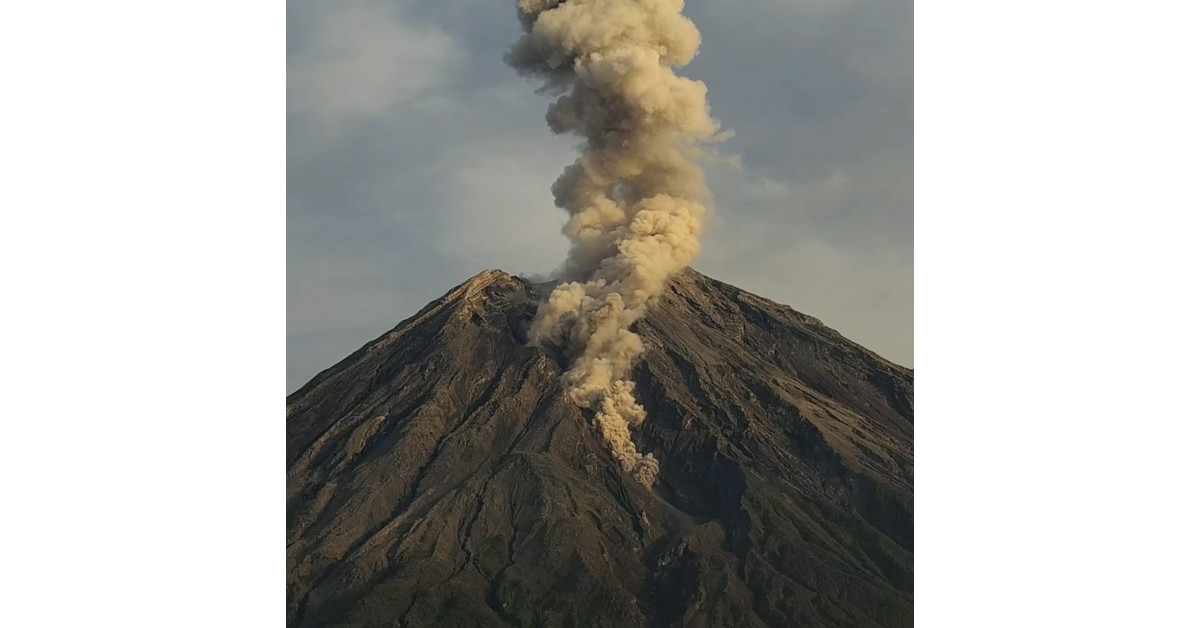AfarTV Launches World's First 4K Live Stream of an Erupting Volcano ...