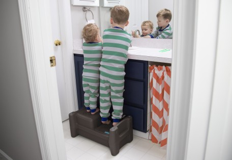 The New Simplay3 Sibling Step Stool is the Only Children's Step Stool ...