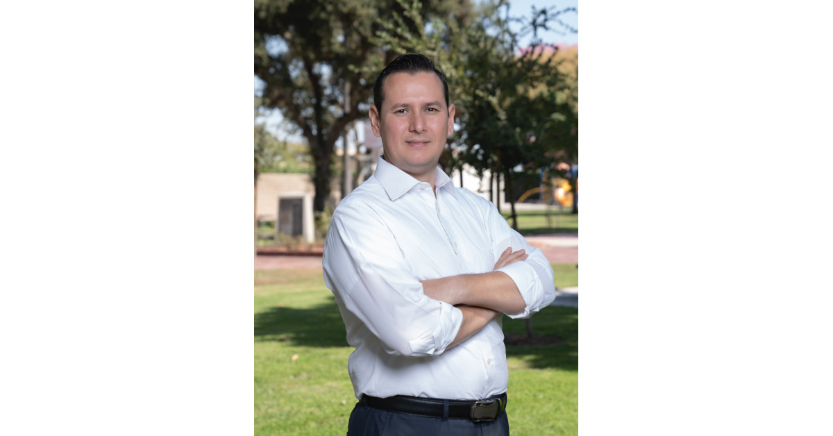 United Association Local 250 Endorses Efren Martinez | Newswire