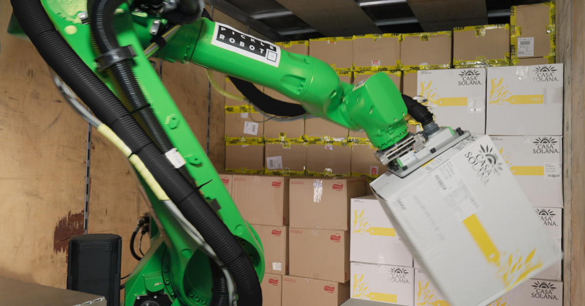 Pickle Robots Are Unloading Trucks in Southern California to Expedite ...
