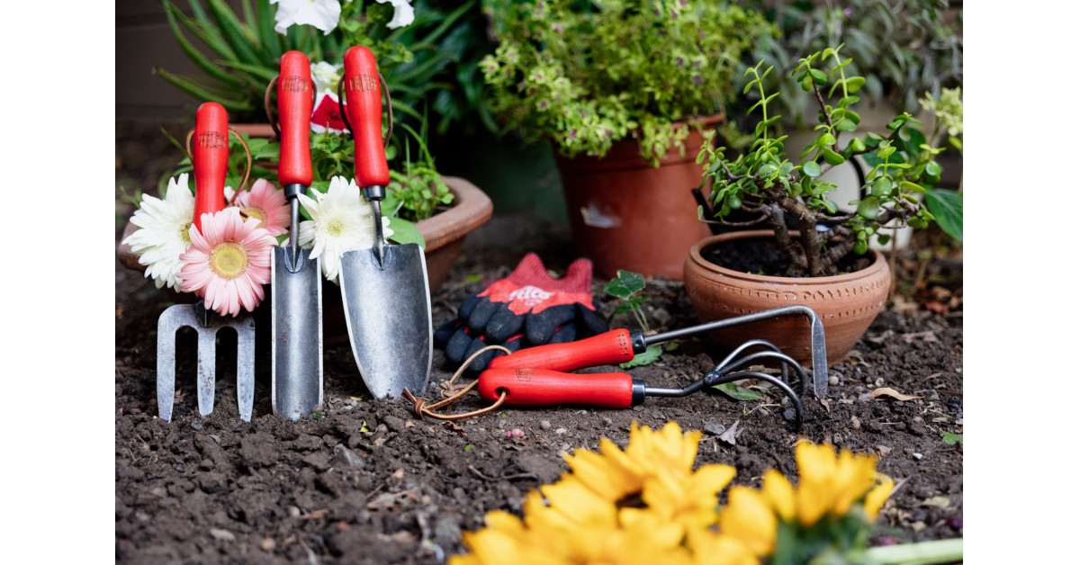 FELCO Launches New Range of Garden Tools | Newswire