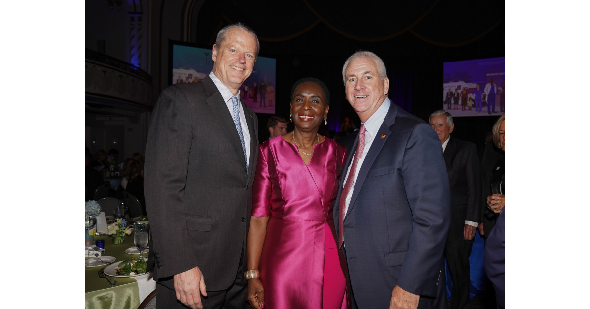 Whittier Street Health Center Honors Eversource Energy CEO Joseph Nolan ...